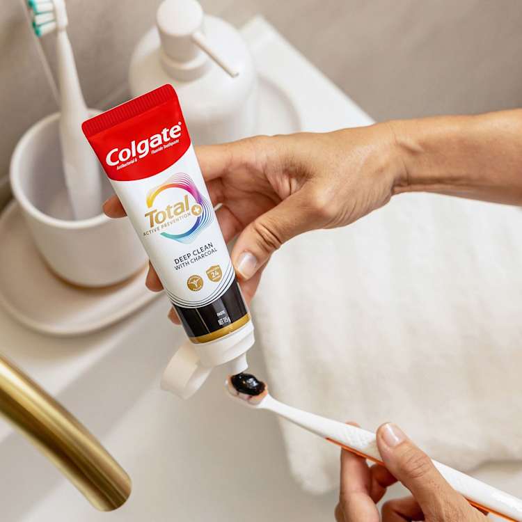 colgate total toothpaste charcoal